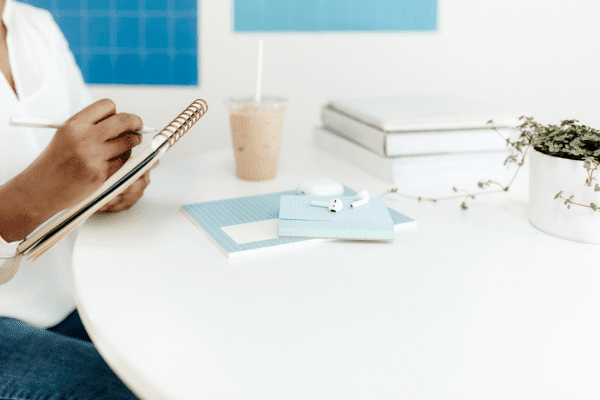 Shadowing a Surgeon: Everything You Need to Know - It’s Life, by Maggie