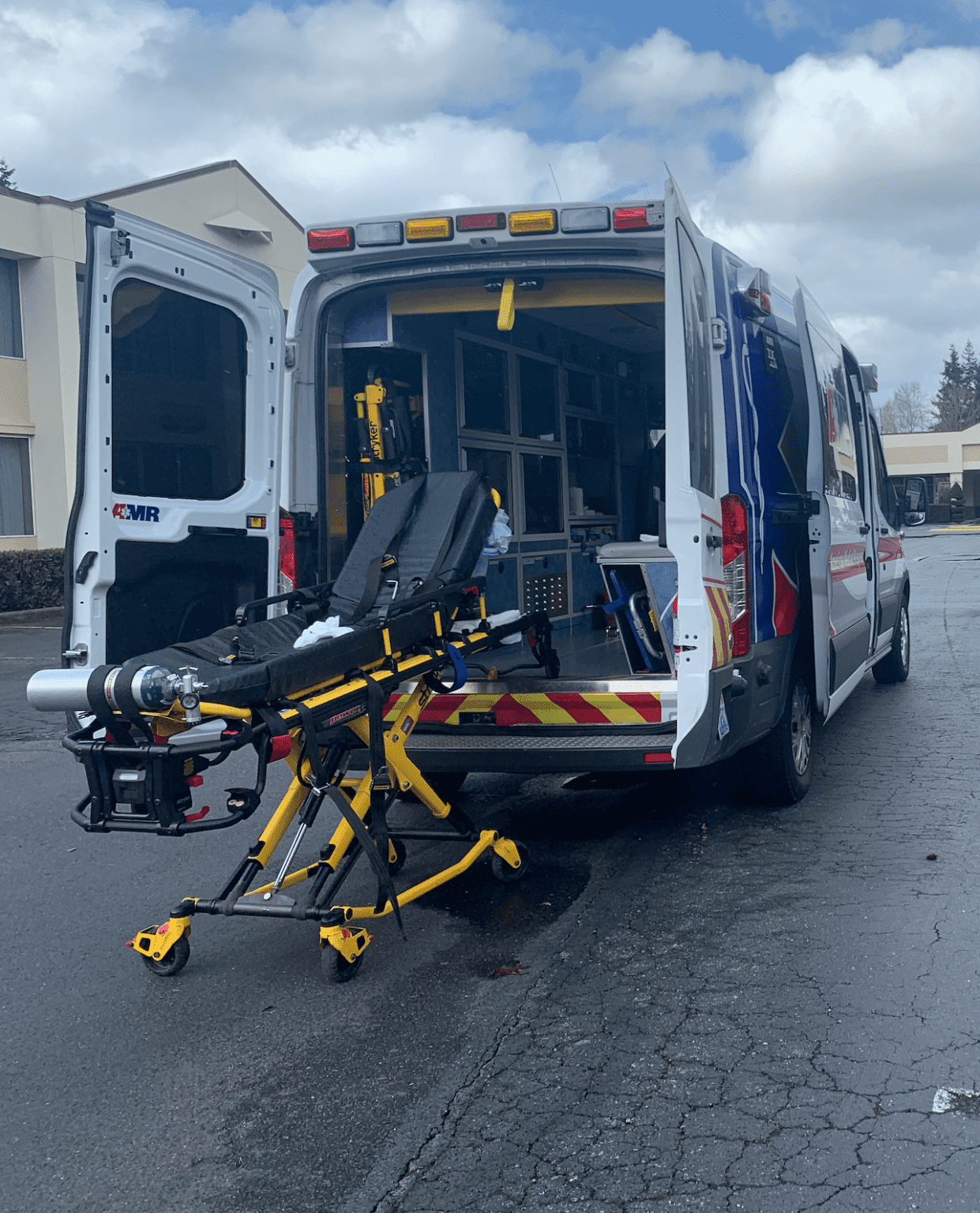 Top Premed Extracurriculars to Boost Your Med School Application